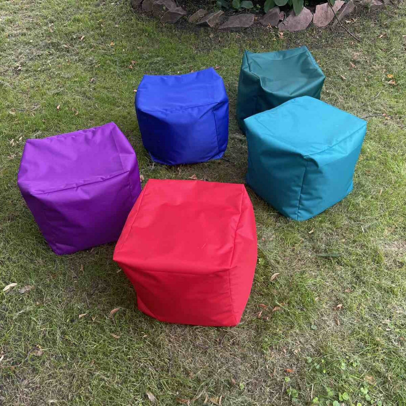 Set de pufuri “Cuburi”